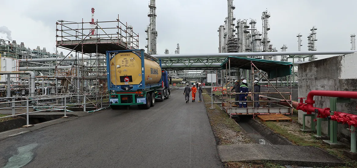 Neste and PCS Partner for Renewable Solutions in SEA Chemicals | Singapore EDB